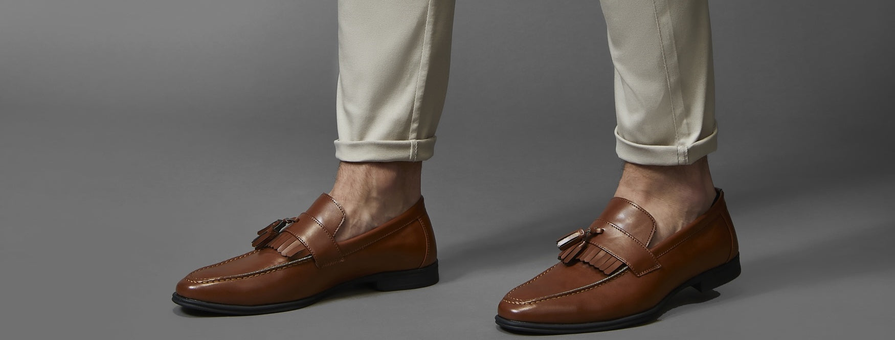 Should You Roll Up Chinos? How To Cuff Chinos | Tapered Menswear